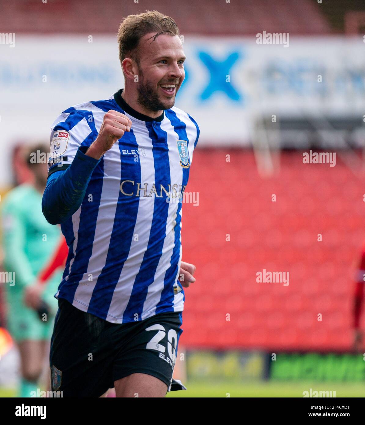 Jordan rhodes scoring hi-res stock photography and images - Alamy