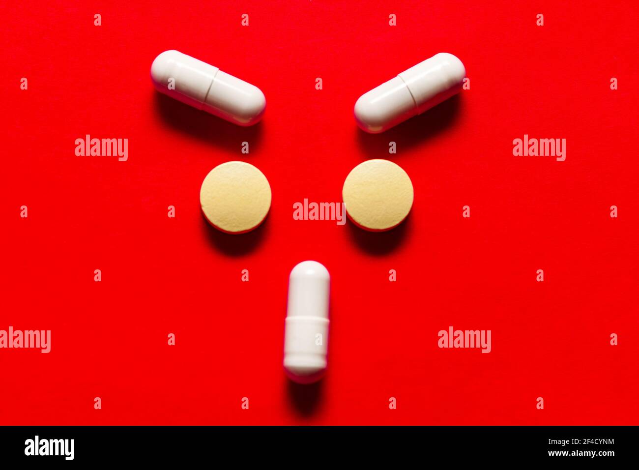 Cartoon Medicine Capsule Pills Drug High Resolution Stock Photography ...