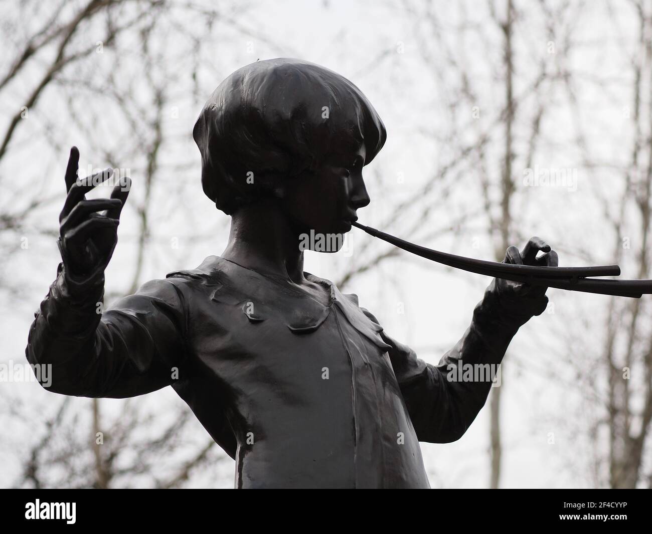 Pete pan hi-res stock photography and images - Alamy