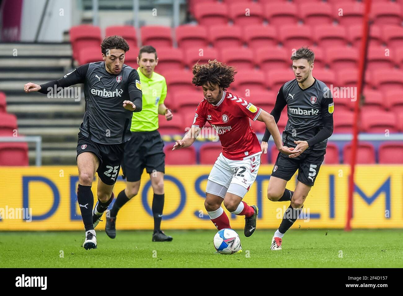 Noah lewis hi-res stock photography and images - Alamy