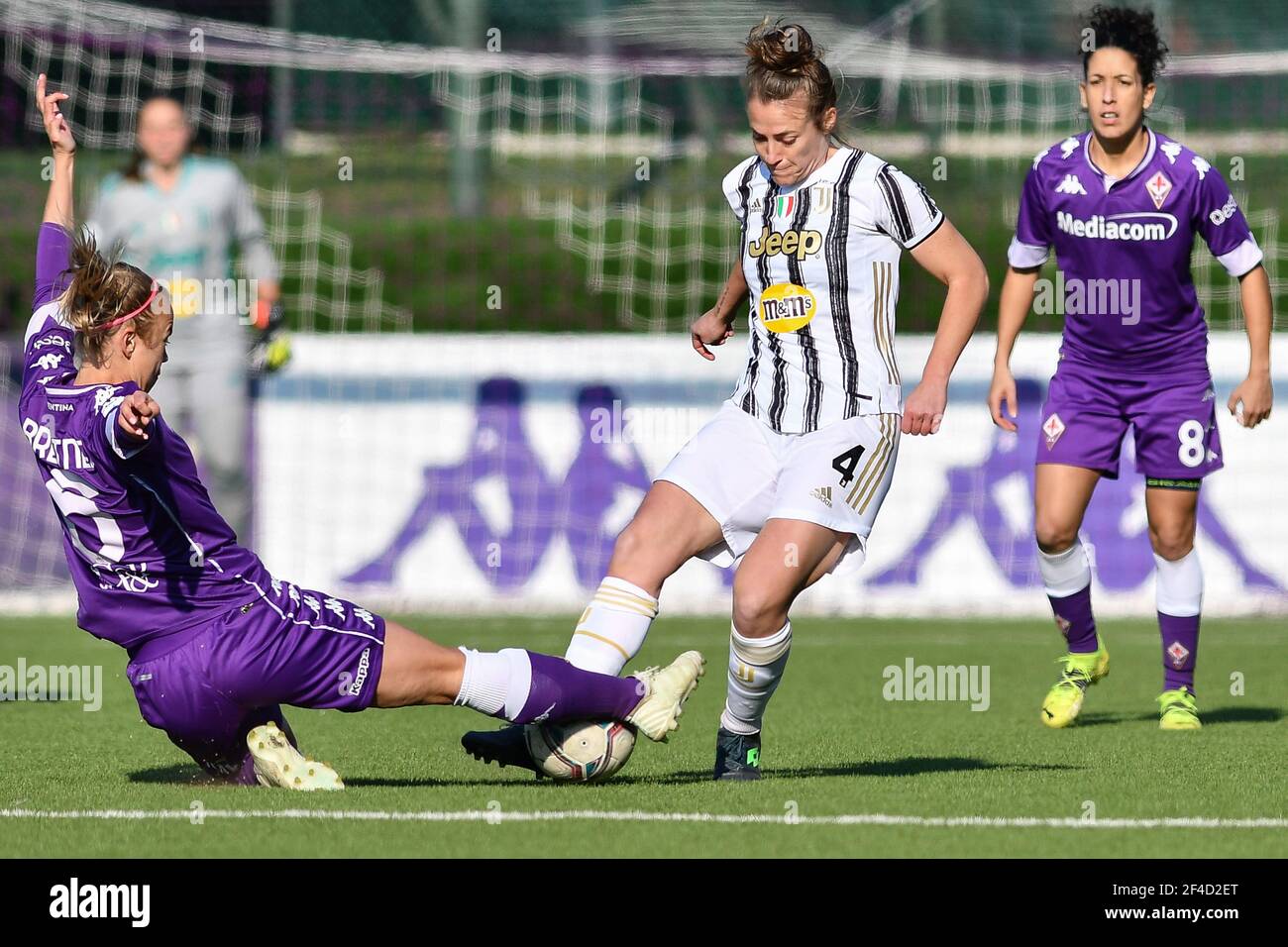 Stephanie breitner and aurora galli hi-res stock photography and images ...