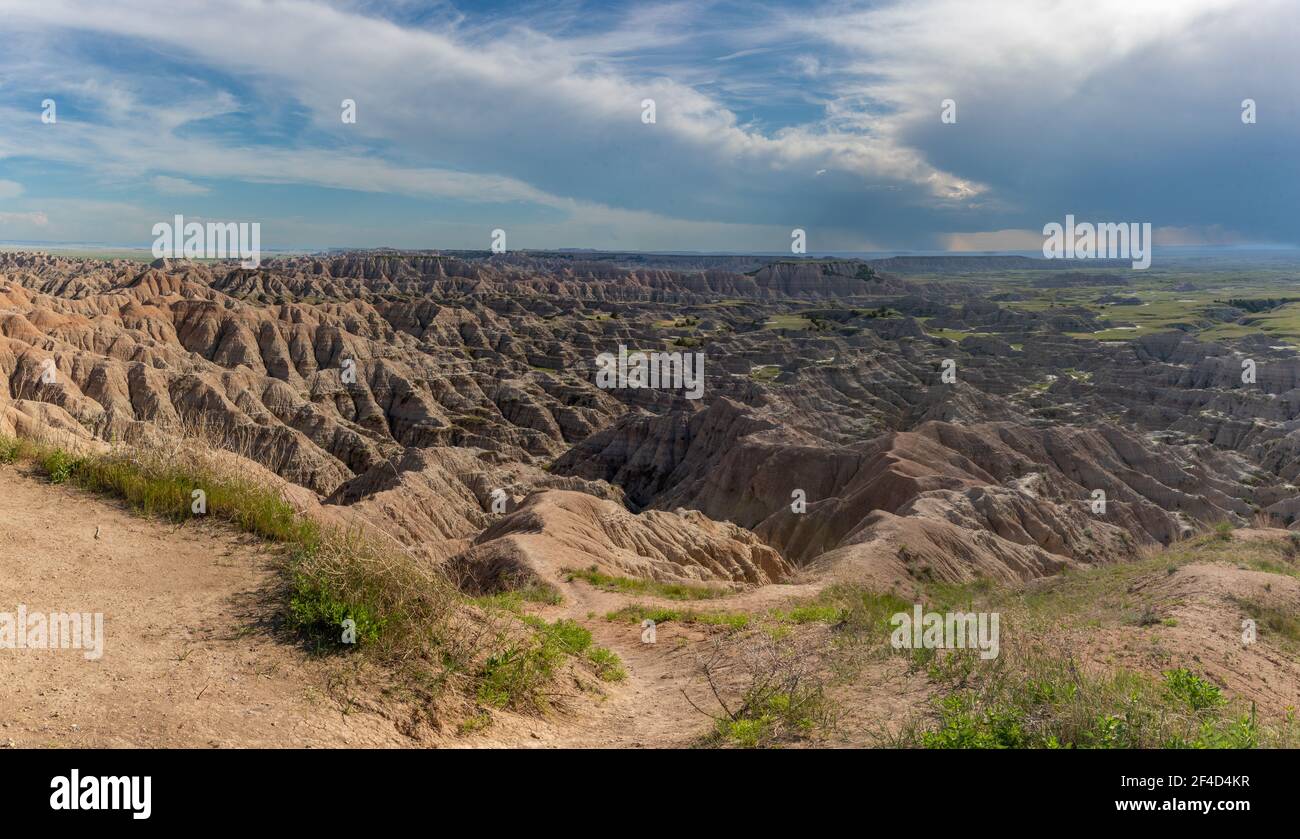 Badlands precipitation hi-res stock photography and images - Alamy