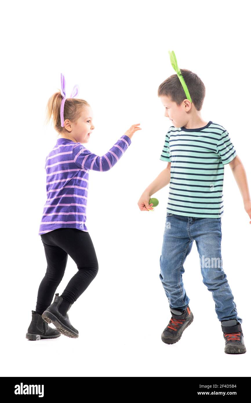 Children chasing circle hi-res stock photography and images - Alamy