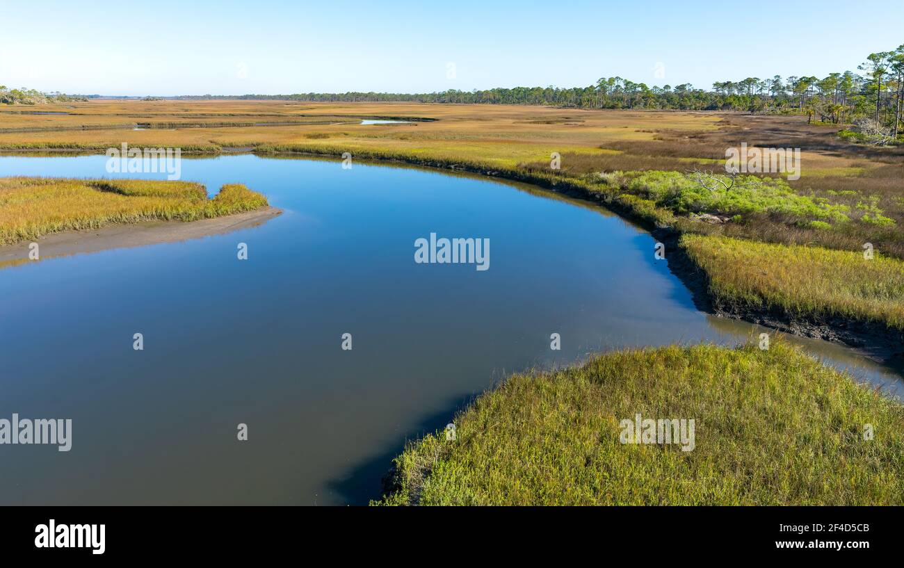 Tidal estuarine environment hi-res stock photography and images - Alamy