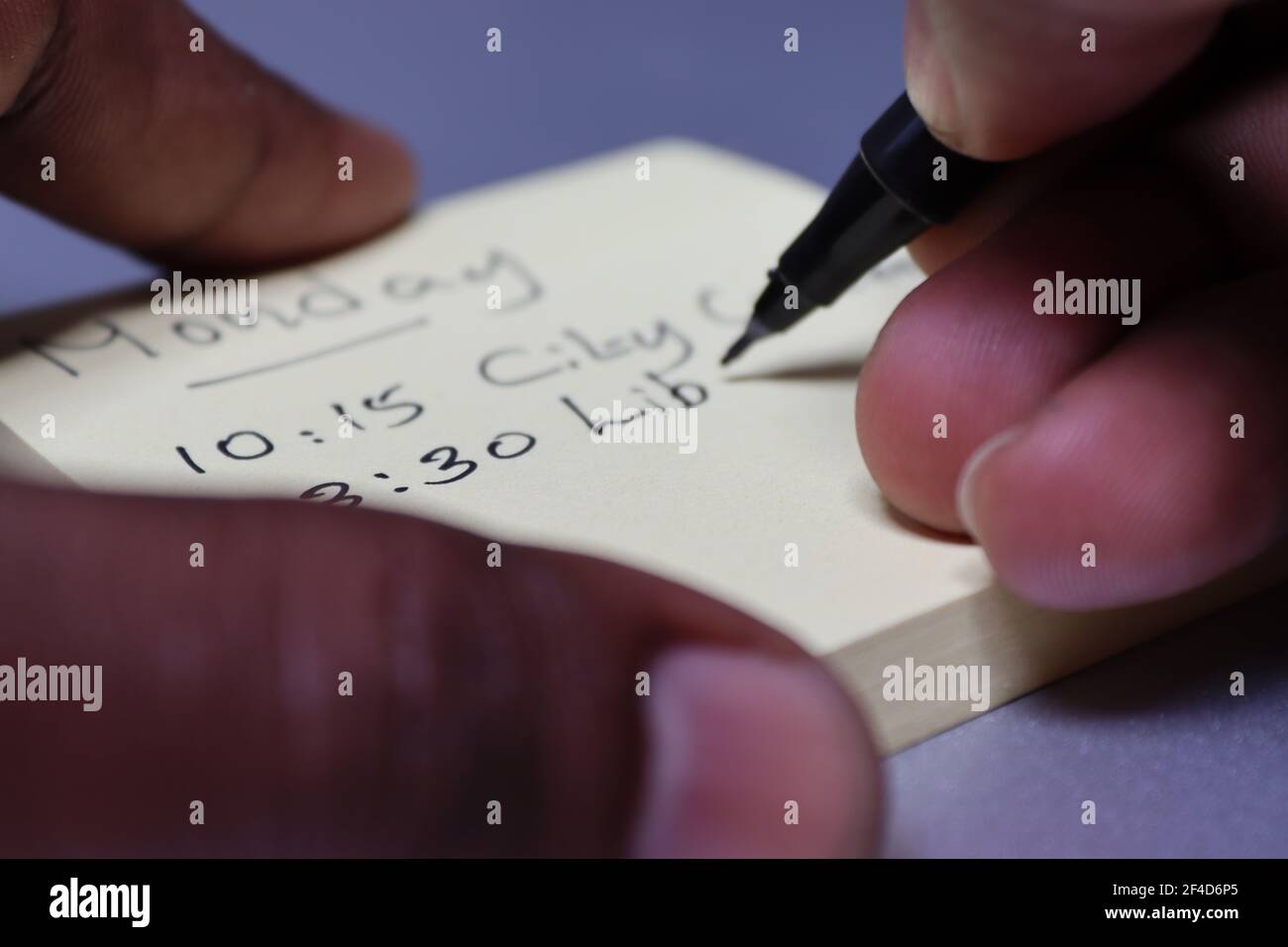 Short notes hi-res stock photography and images - Alamy