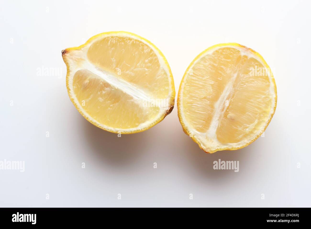 Lemon cross section hi-res stock photography and images - Alamy