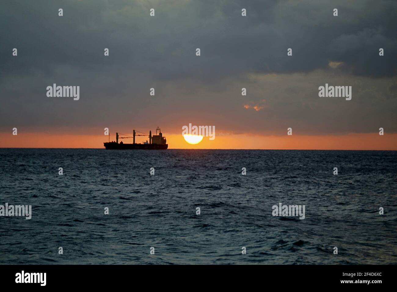 sunrise over ocean Stock Photo - Alamy