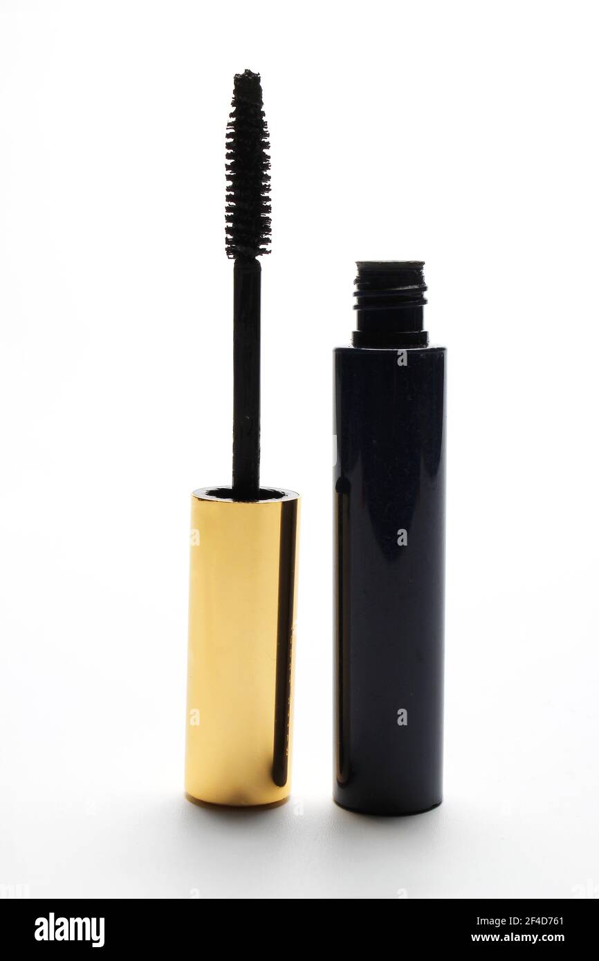 Black mascara texture hi-res stock photography and images - Alamy