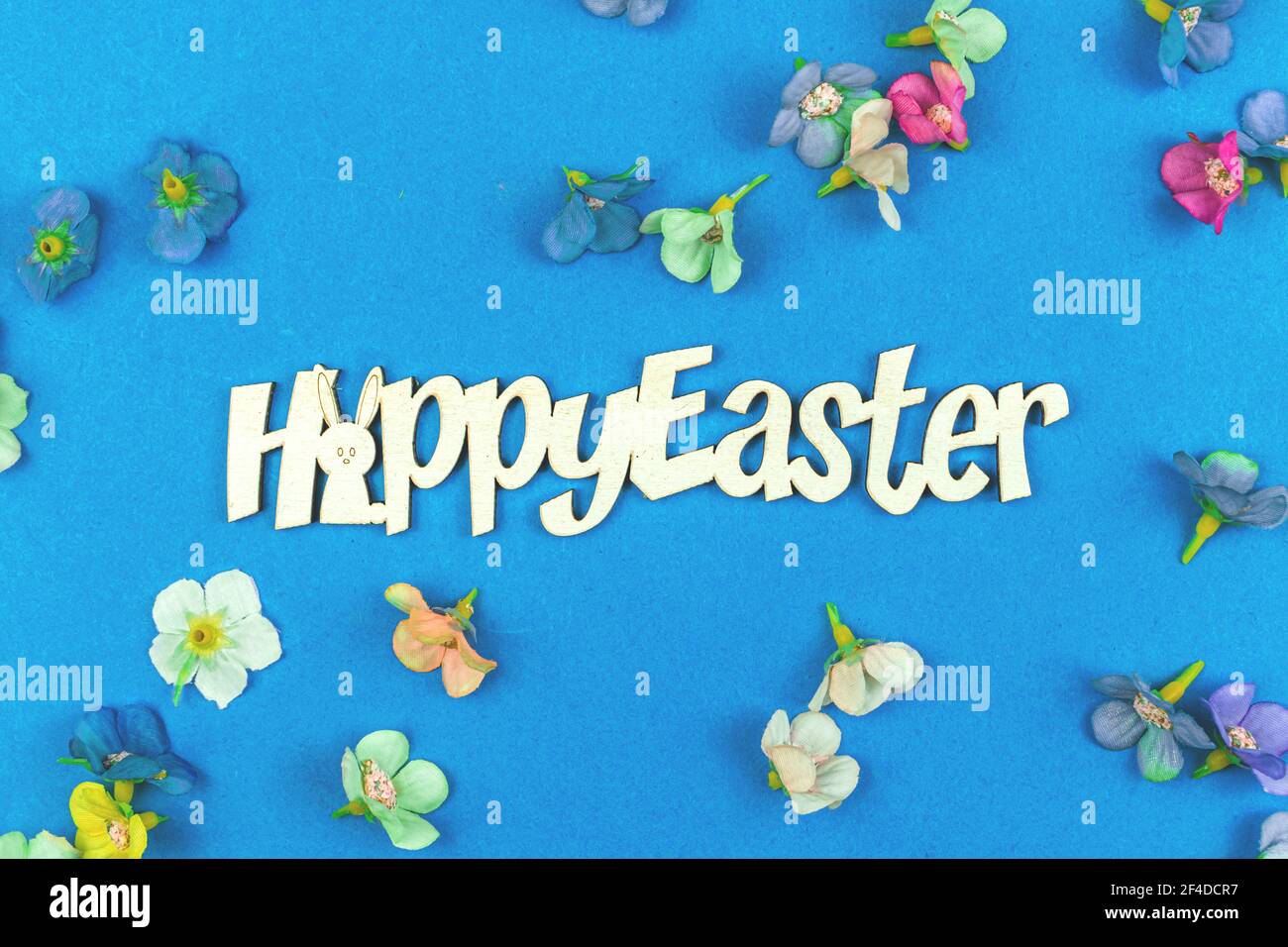 Happy Easter celebration banner with text message and greeting Stock ...