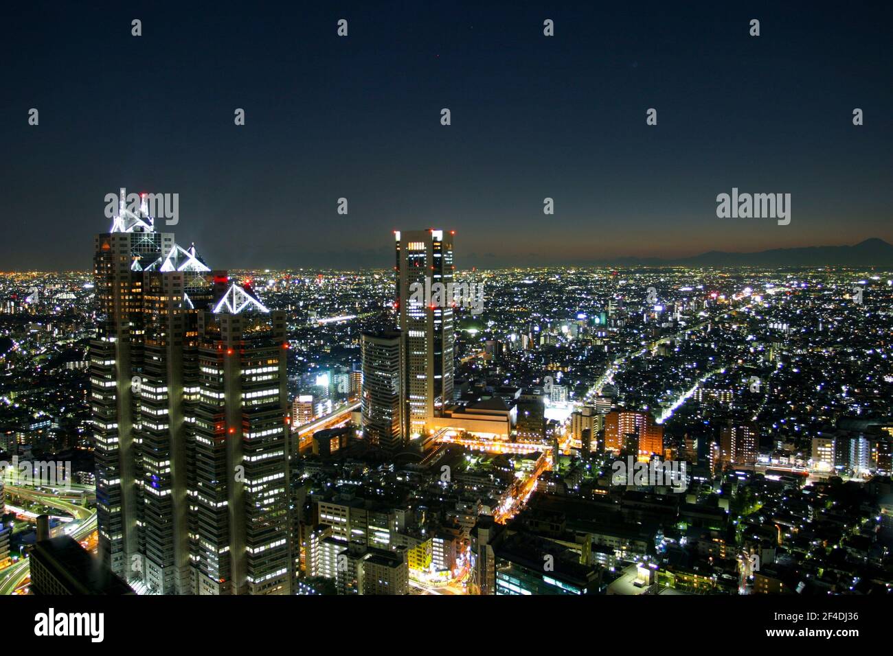 Overhead photo of Tokyo Japan buildings at sunset Stock Photo - Alamy