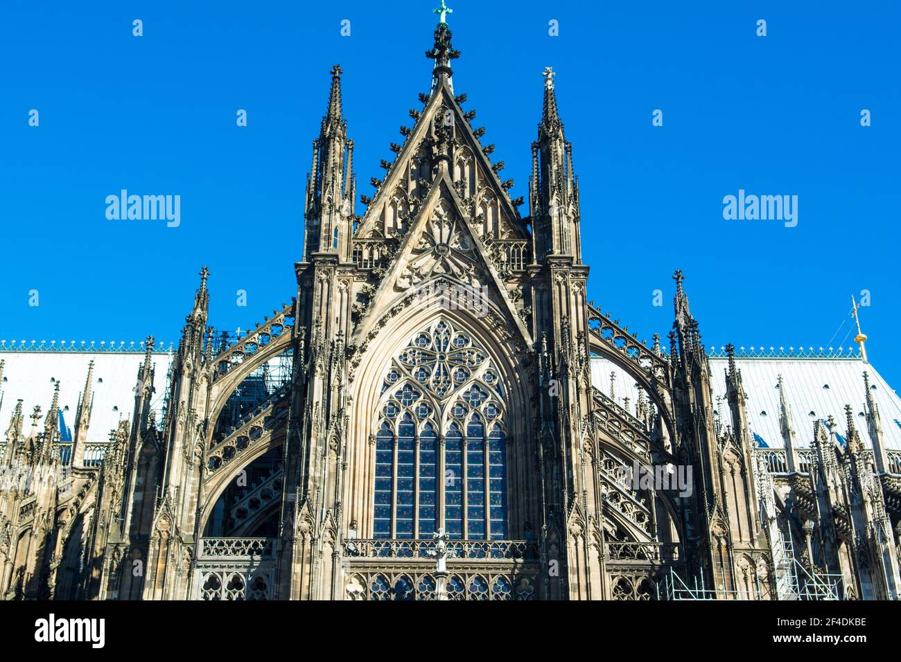 Gothic architectural details of Cologne Cathedral - most famous ...