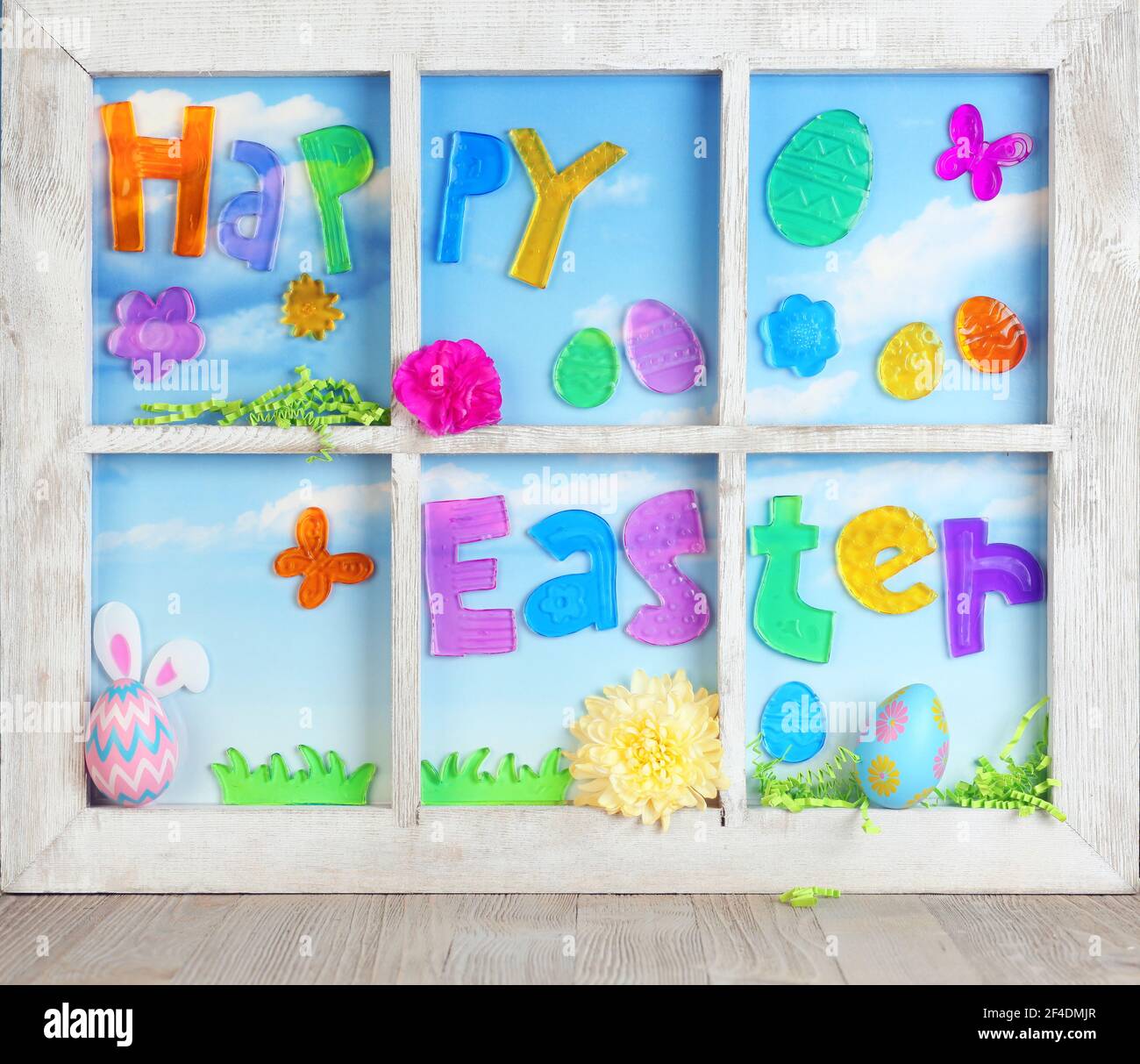 Happy easter decorations hi-res stock photography and images - Alamy
