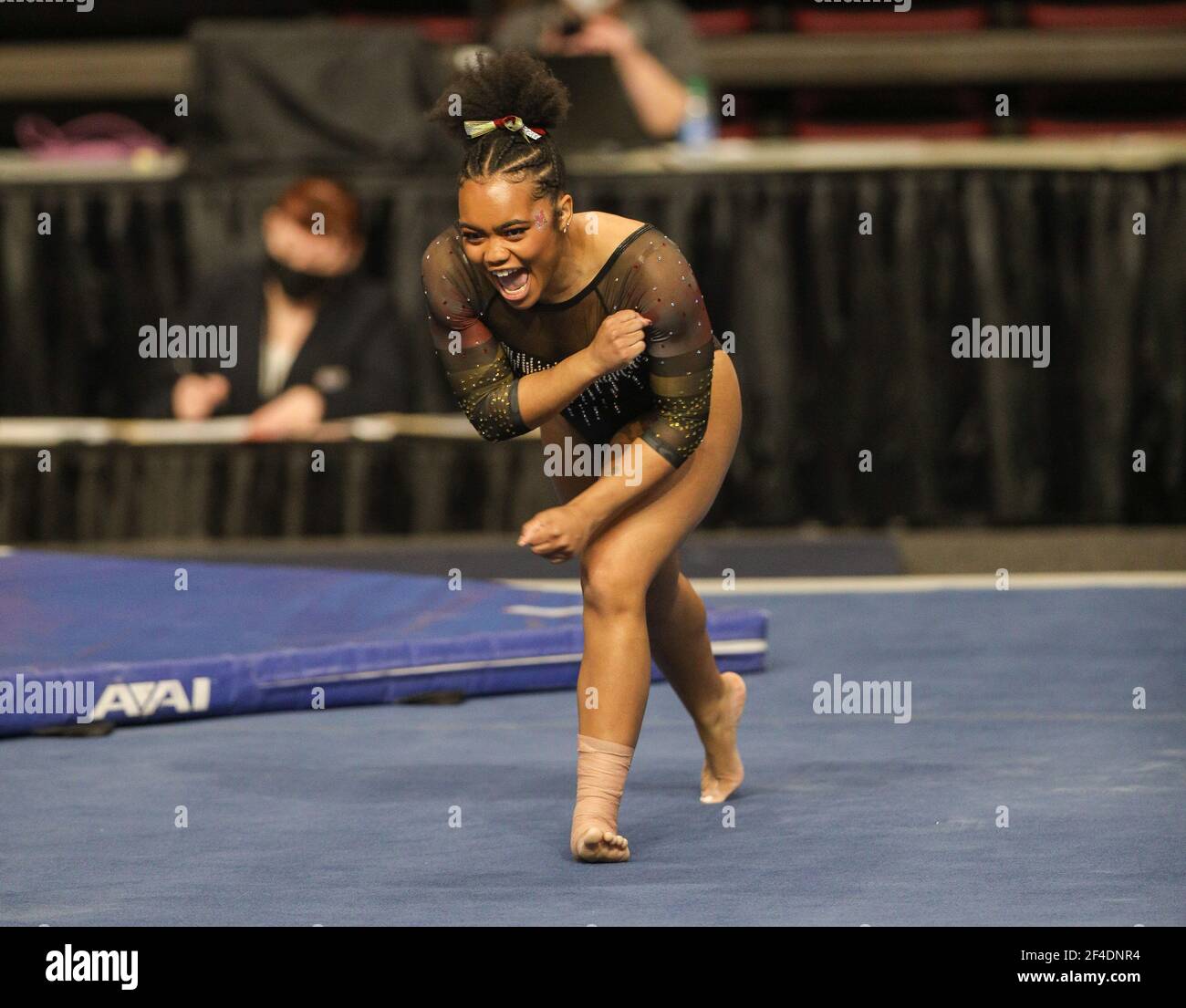 Gymnastics big sabriyya rouse hi-res stock photography and images - Alamy