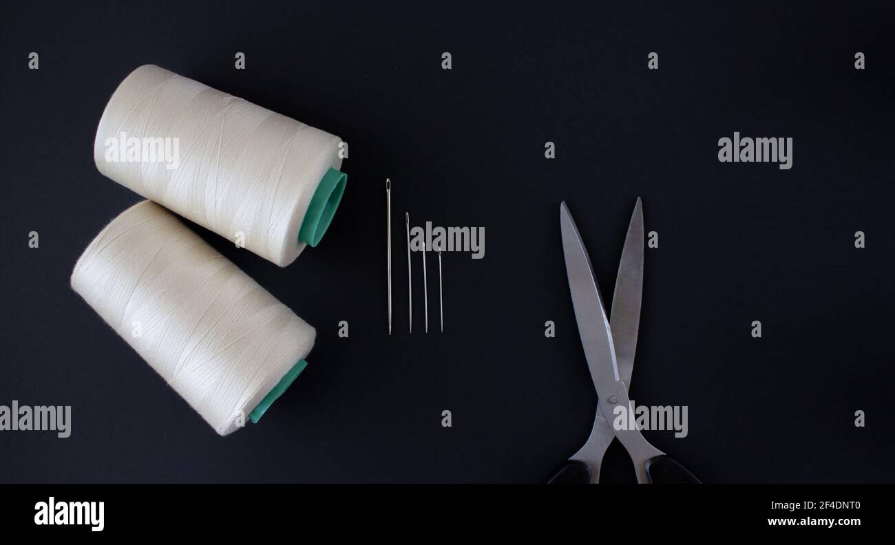 Gold threads hi-res stock photography and images - Alamy