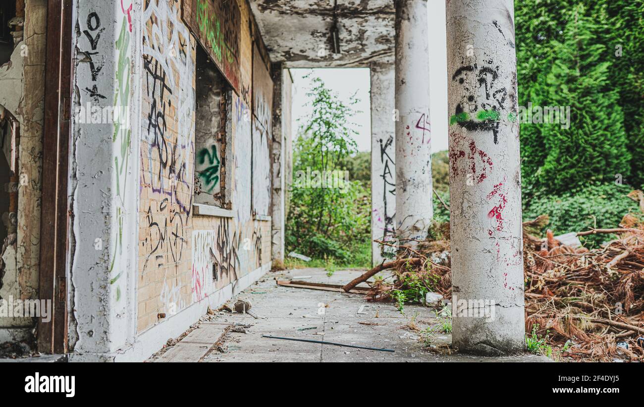 Admin building hi-res stock photography and images - Alamy