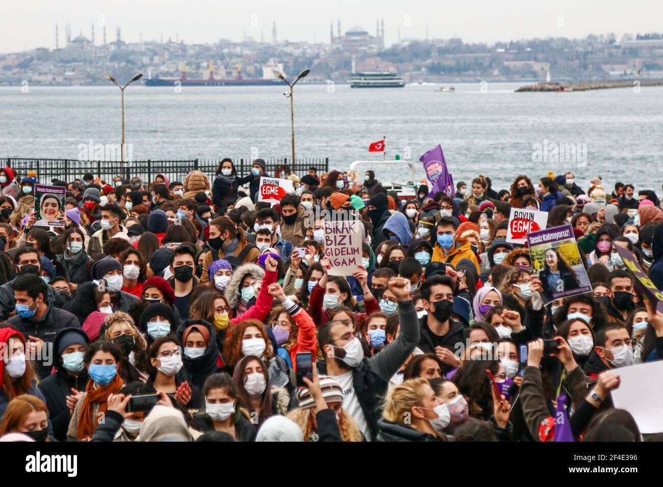Istanbul convention protest hi-res stock photography and images - Alamy