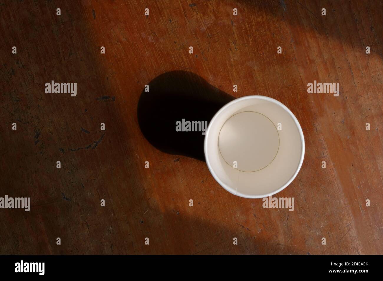 Empty paper cup hi-res stock photography and images - Alamy