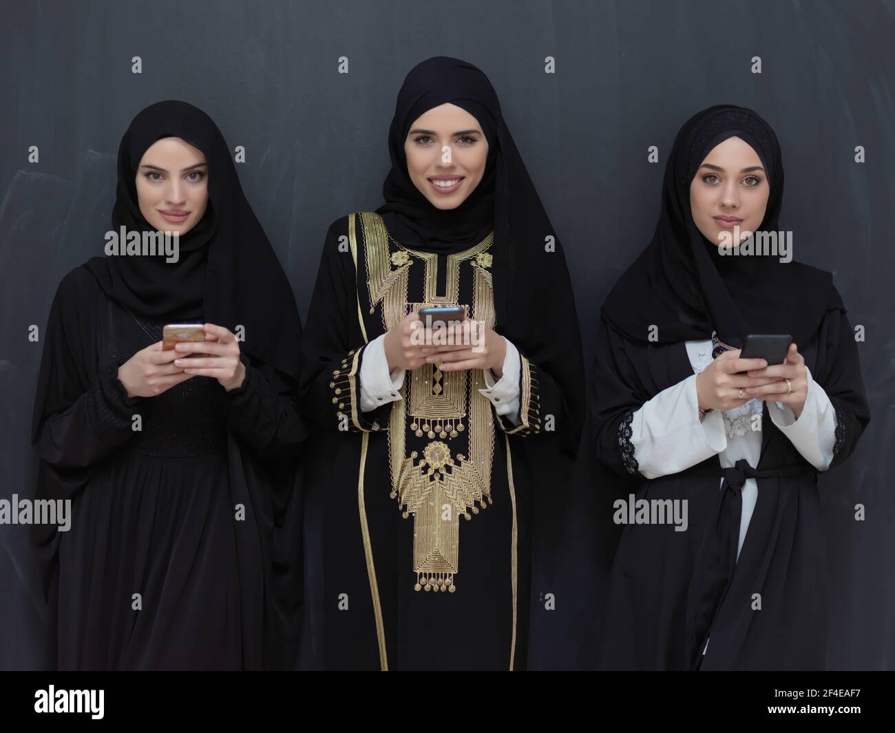 Portrait of Arab women wearing traditional clothes or abaya Stock Photo ...
