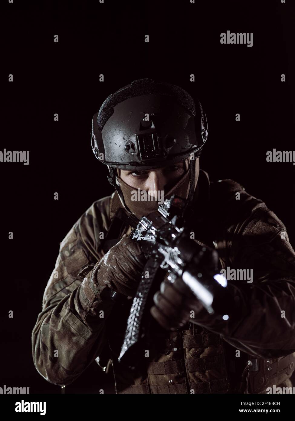 Warrior in full gear hi-res stock photography and images - Alamy