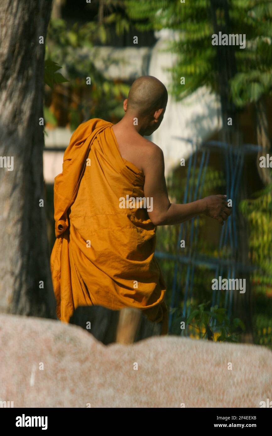 Monk wears hi-res stock photography and images - Alamy