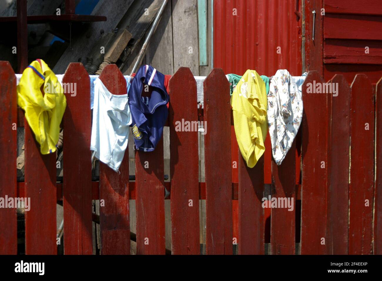 Laundry fence hi-res stock photography and images - Alamy