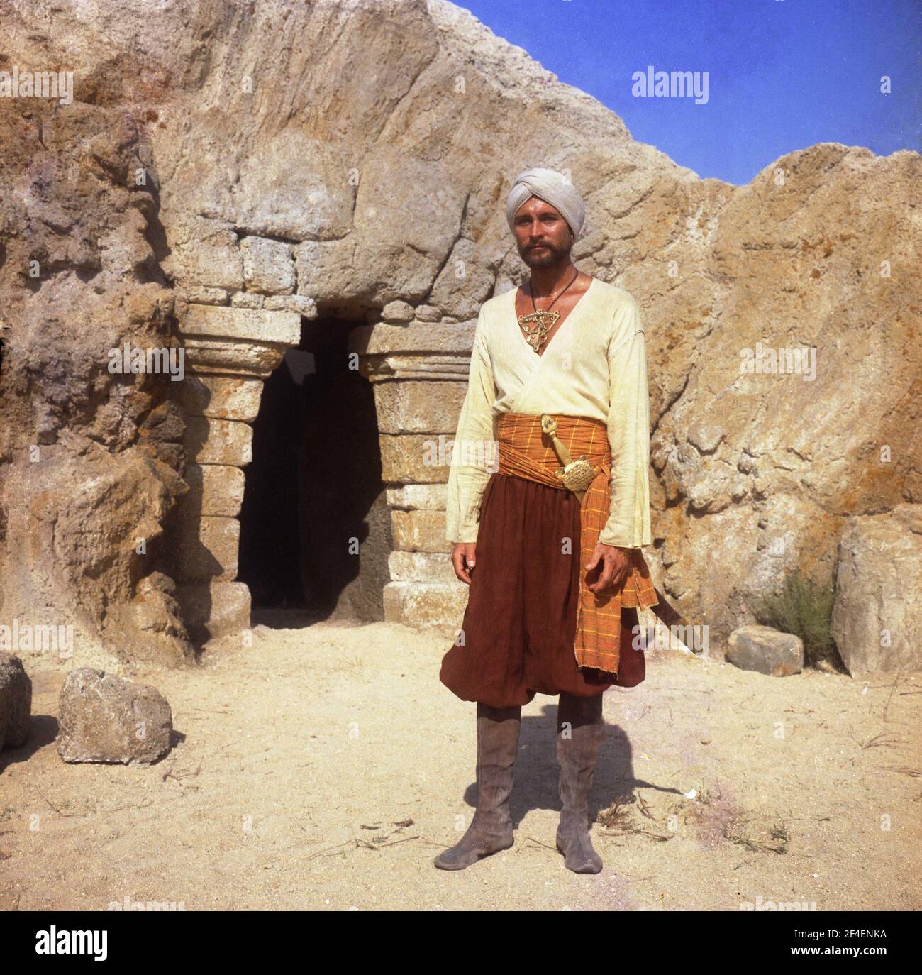 The golden voyage of sinbad 1973 hi-res stock photography and images ...