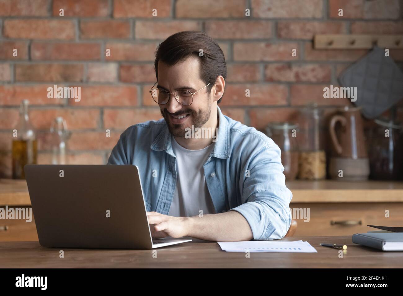 Happy user computer screen laptop man hi-res stock photography and ...