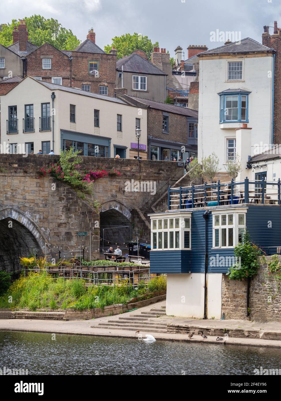 Elvet Bridge, Durham riverside Stock Photo - Alamy