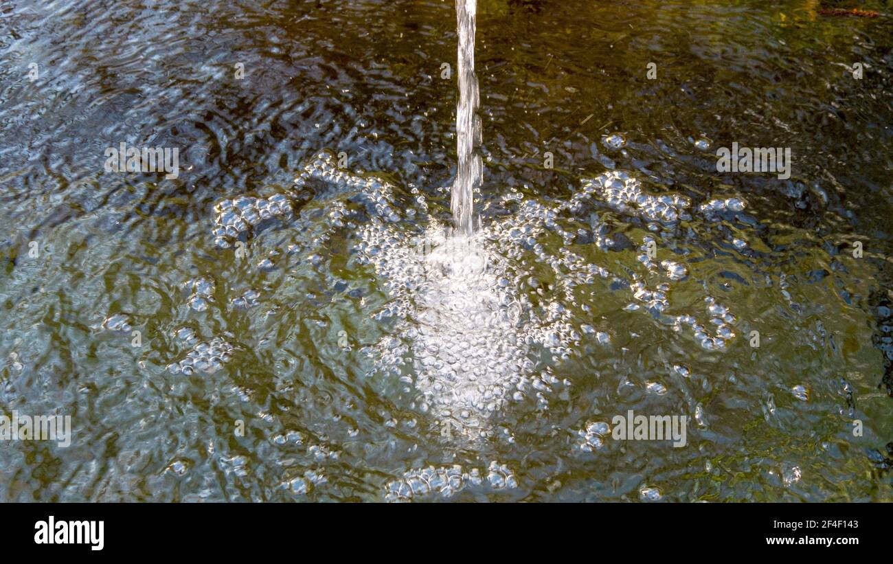 Water bubbles in the basin Stock Photo - Alamy
