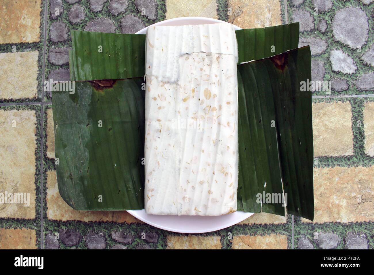 Fresh tempeh wrapped in hi-res stock photography and images - Alamy