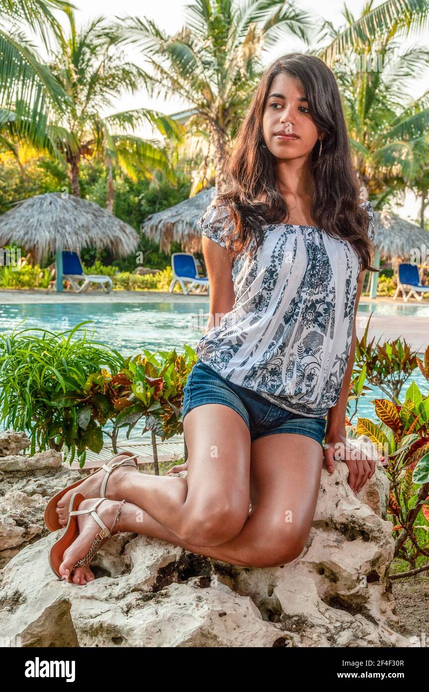 Portrait of a Quinceanera Cuban girl in a resort Stock Photo - Alamy