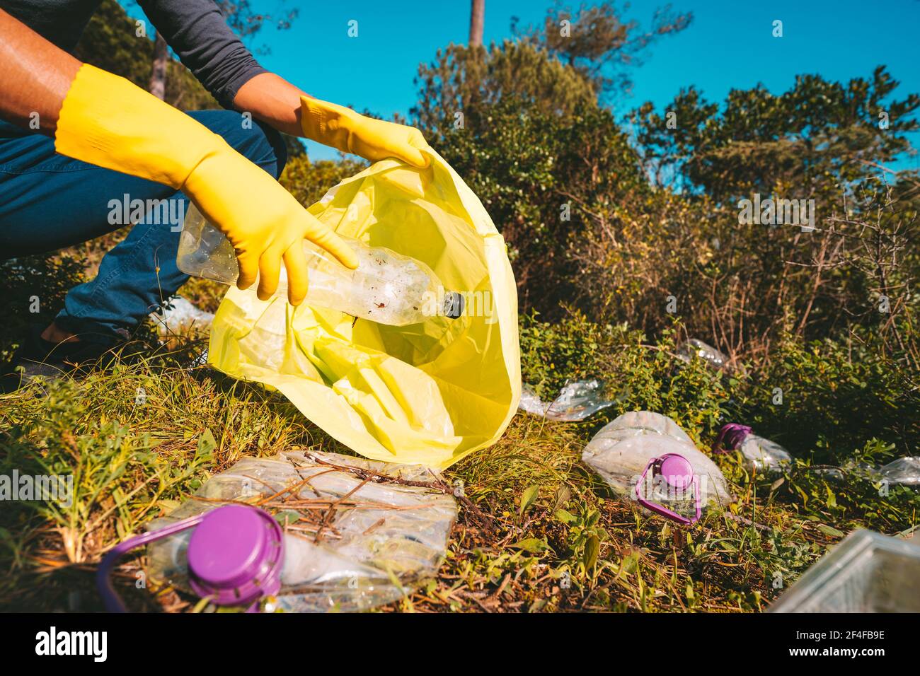 Human garbage in nature hi-res stock photography and images - Alamy