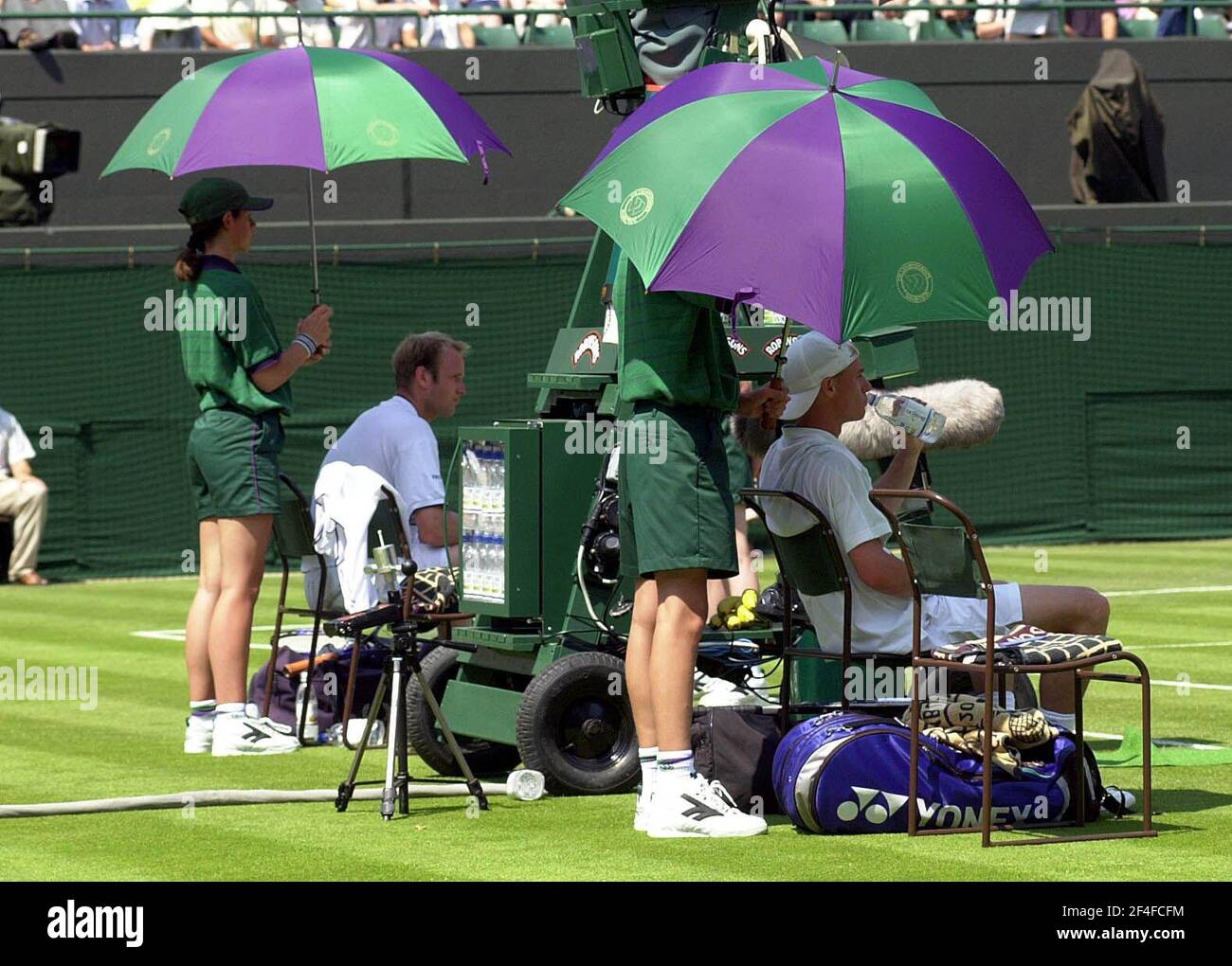 Wimbledon tennis umbrella hi-res stock photography and images - Alamy