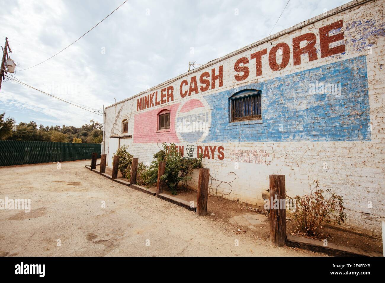 Minkler hi-res stock photography and images - Alamy