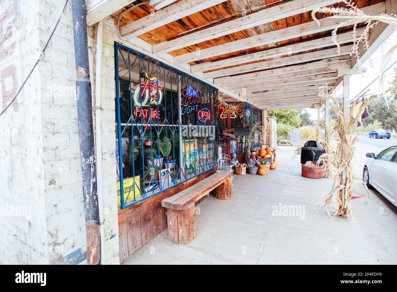 Minkler hi-res stock photography and images - Alamy