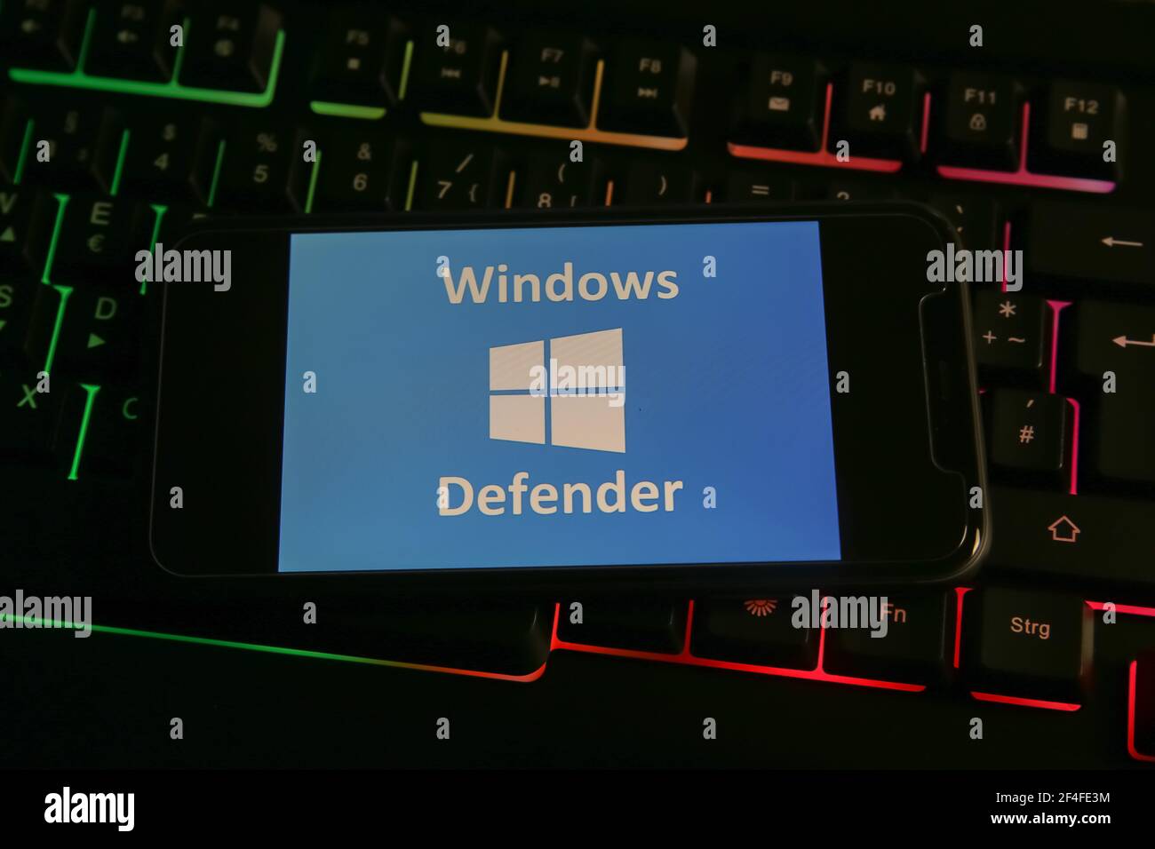 Windows defender logo hi-res stock photography and images - Alamy