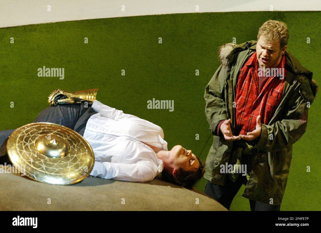 Elizabeth Byrne (Brunnhilde), Graham Sanders (Siegfried) in SIEGFRIED ...