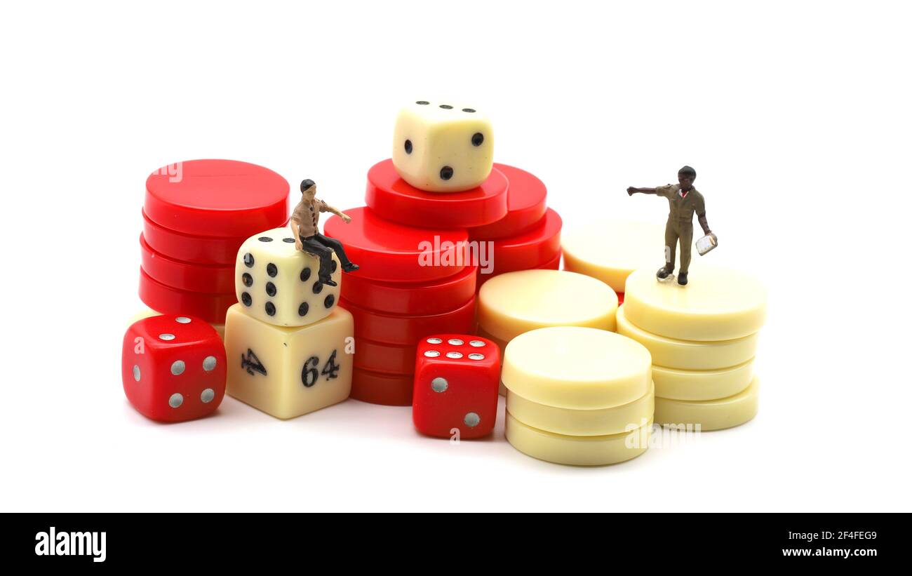 Traditional backgammon set with red and cream pieces Stock Photo - Alamy