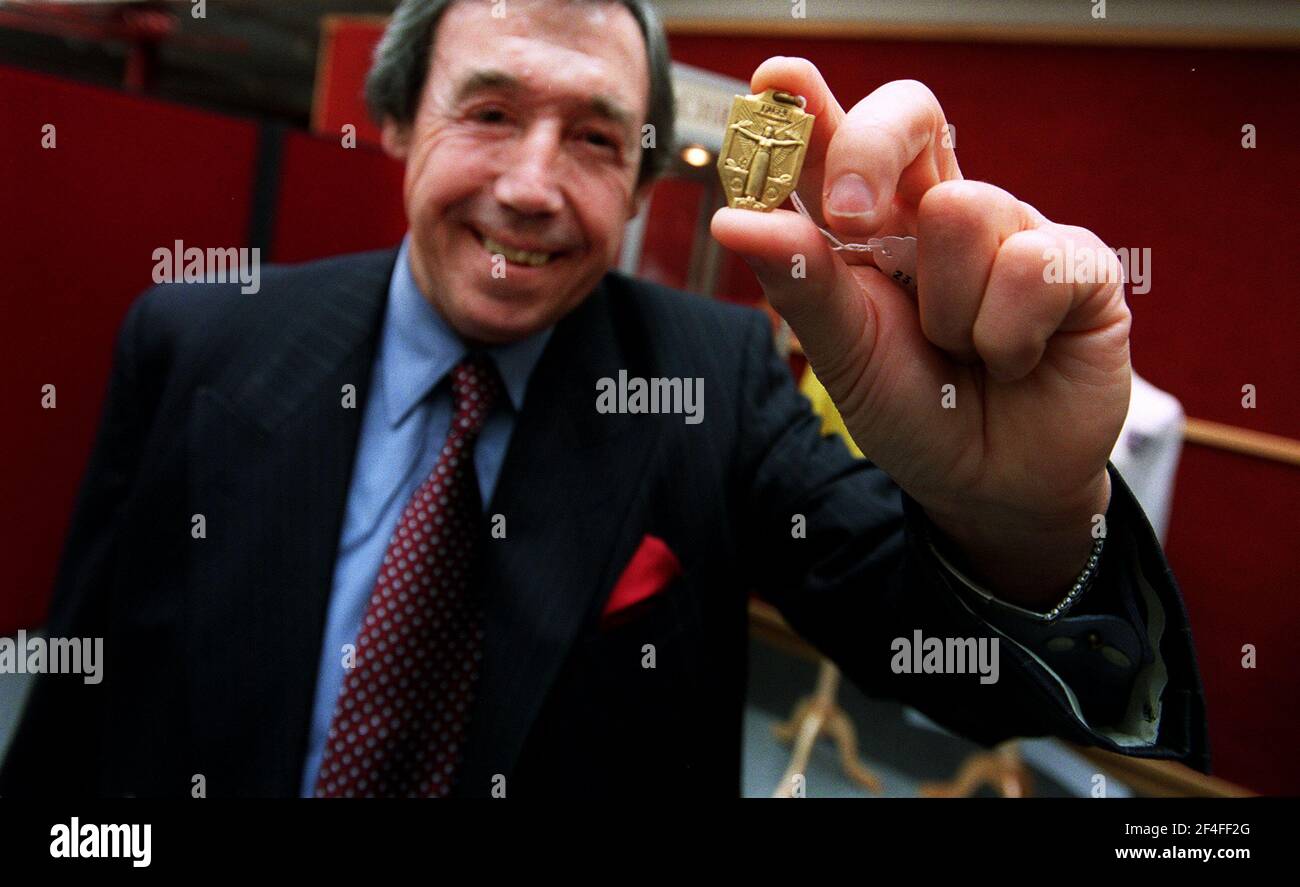 Gordon banks hi-res stock photography and images - Alamy