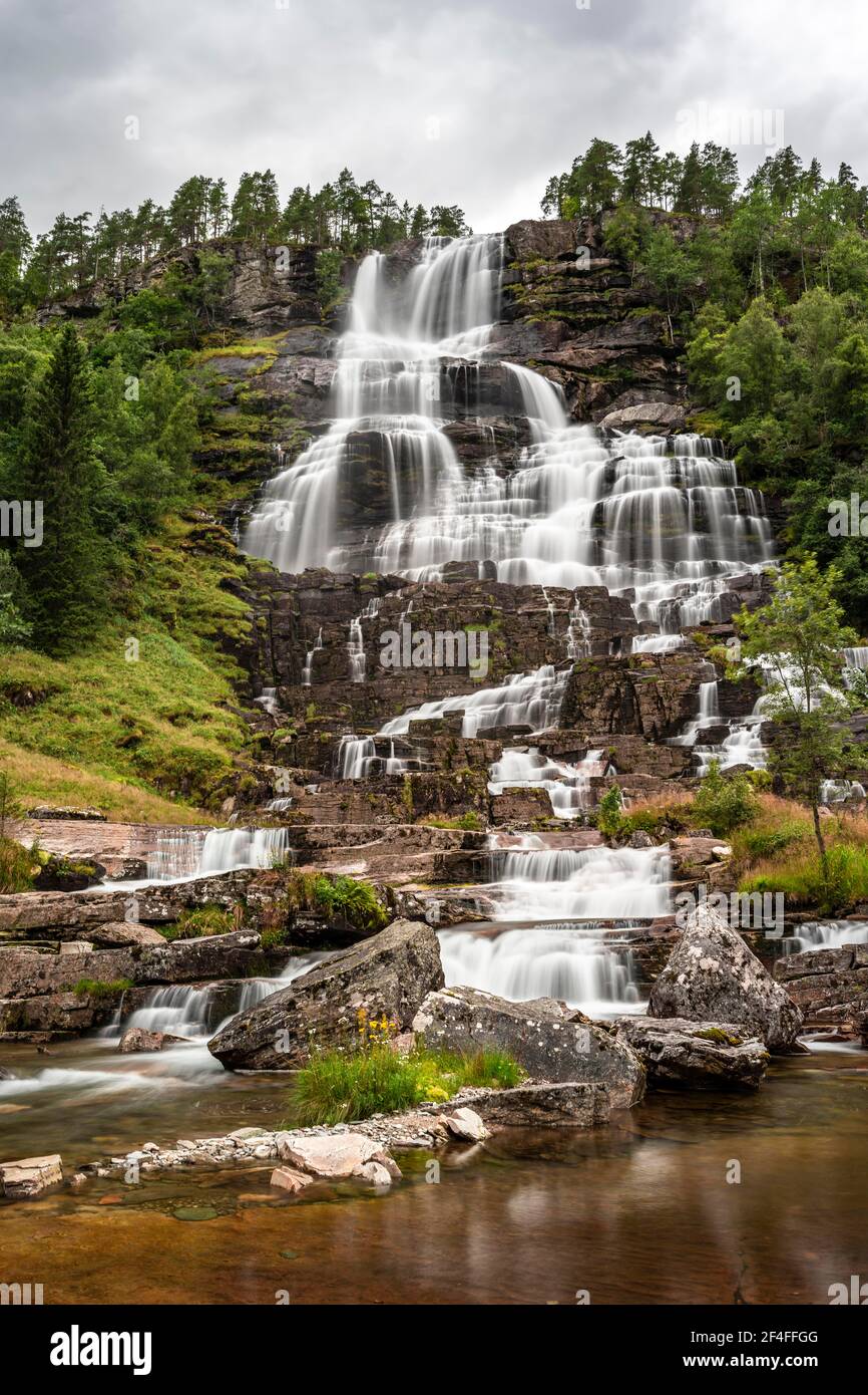 Tvindefossen waterfall skulestadmo norway hi-res stock photography and ...