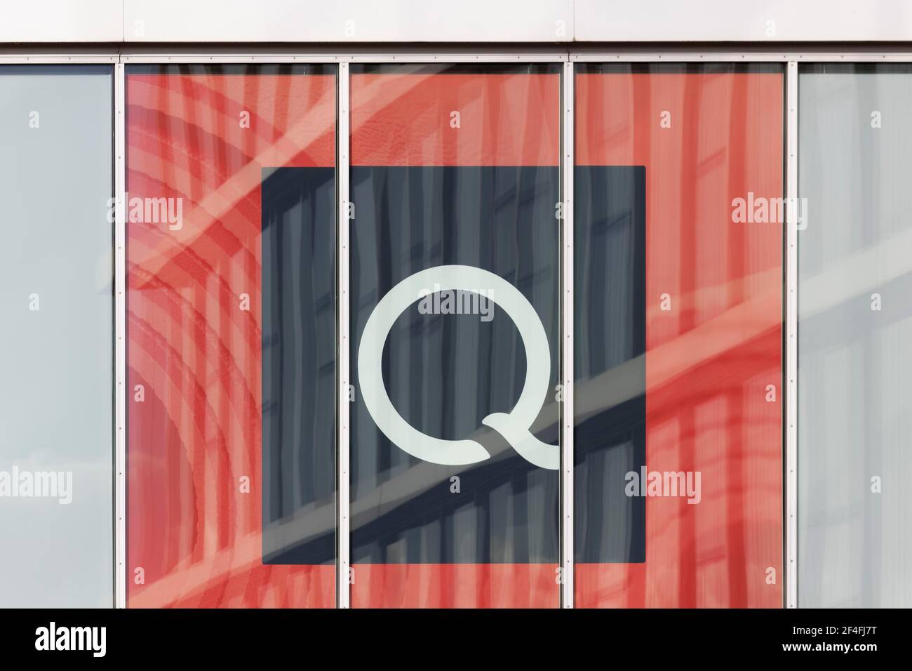 Shopping logo hi-res stock photography and images - Alamy