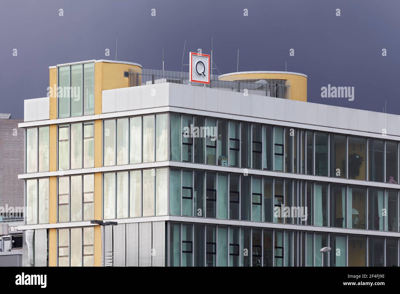 Business channel hi-res stock photography and images - Alamy