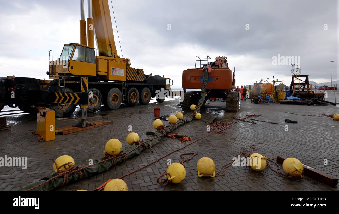 Offshore construction site hi-res stock photography and images - Alamy