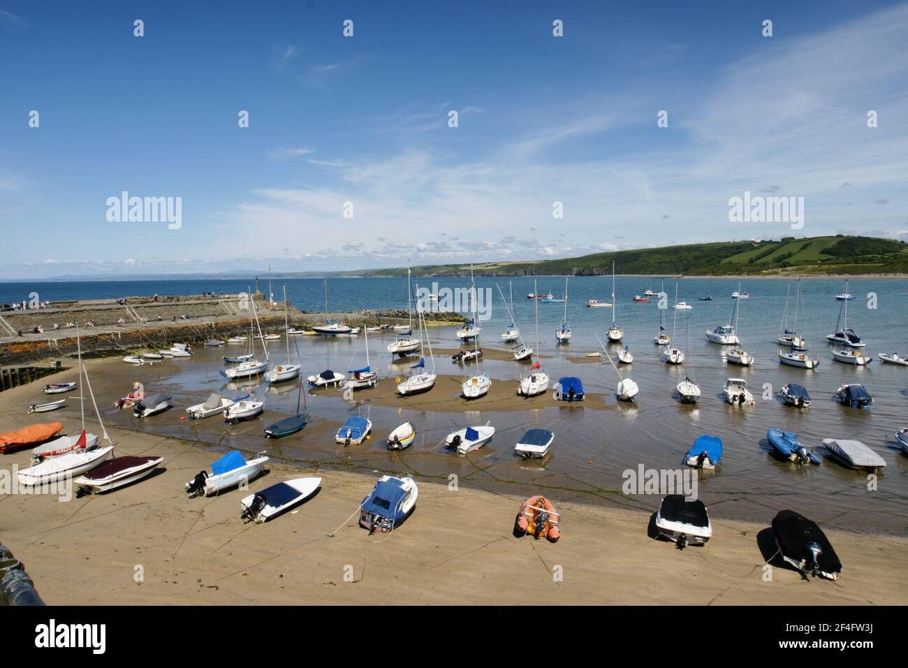 Welsh summer vacation hi-res stock photography and images - Alamy