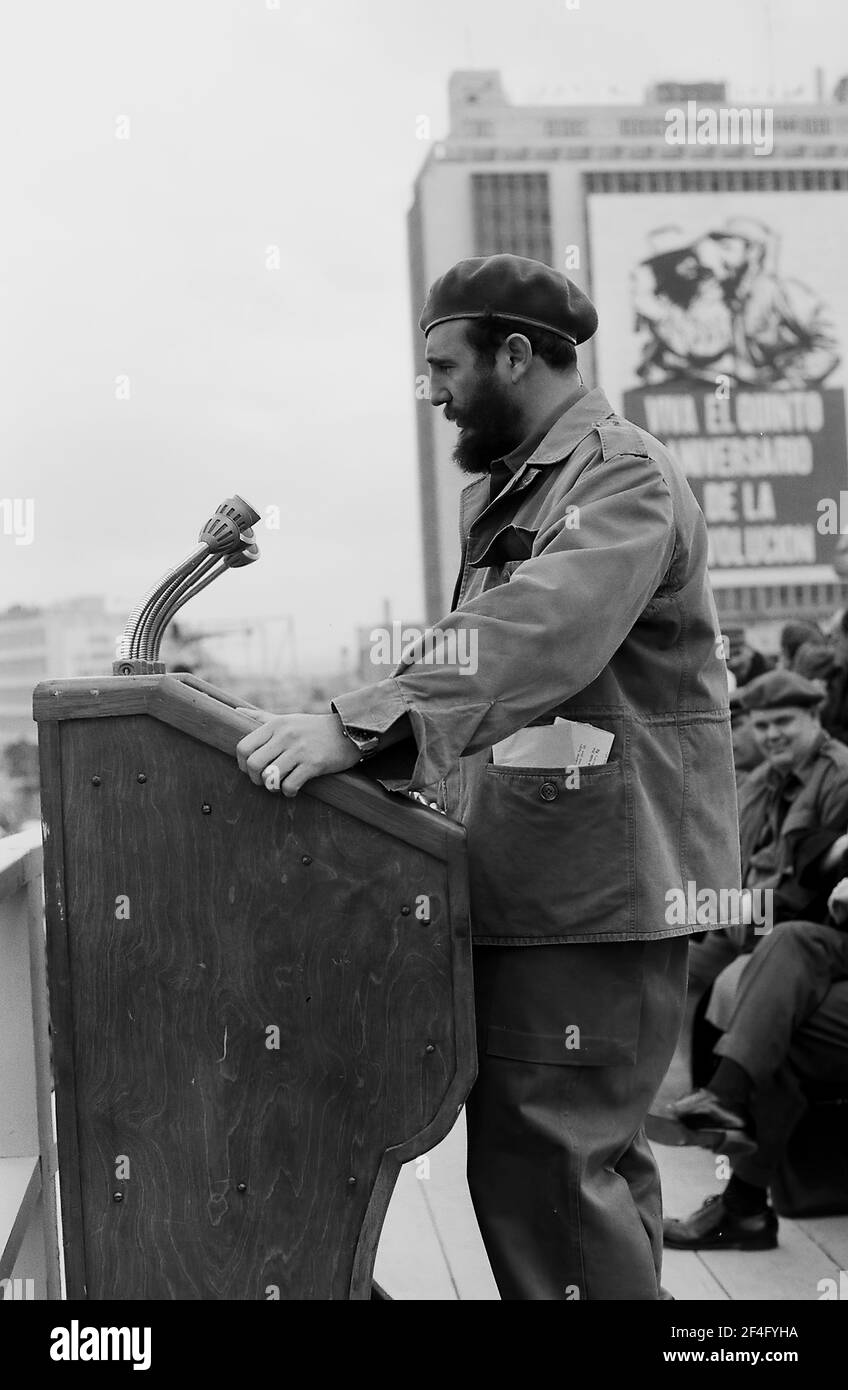 Fidel Castro speaking to a crowd during a military parade, Havana, Cuba ...