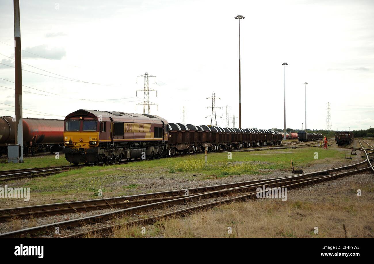 66041 leaving Margam yard with a train for Trostre Works Stock Photo ...