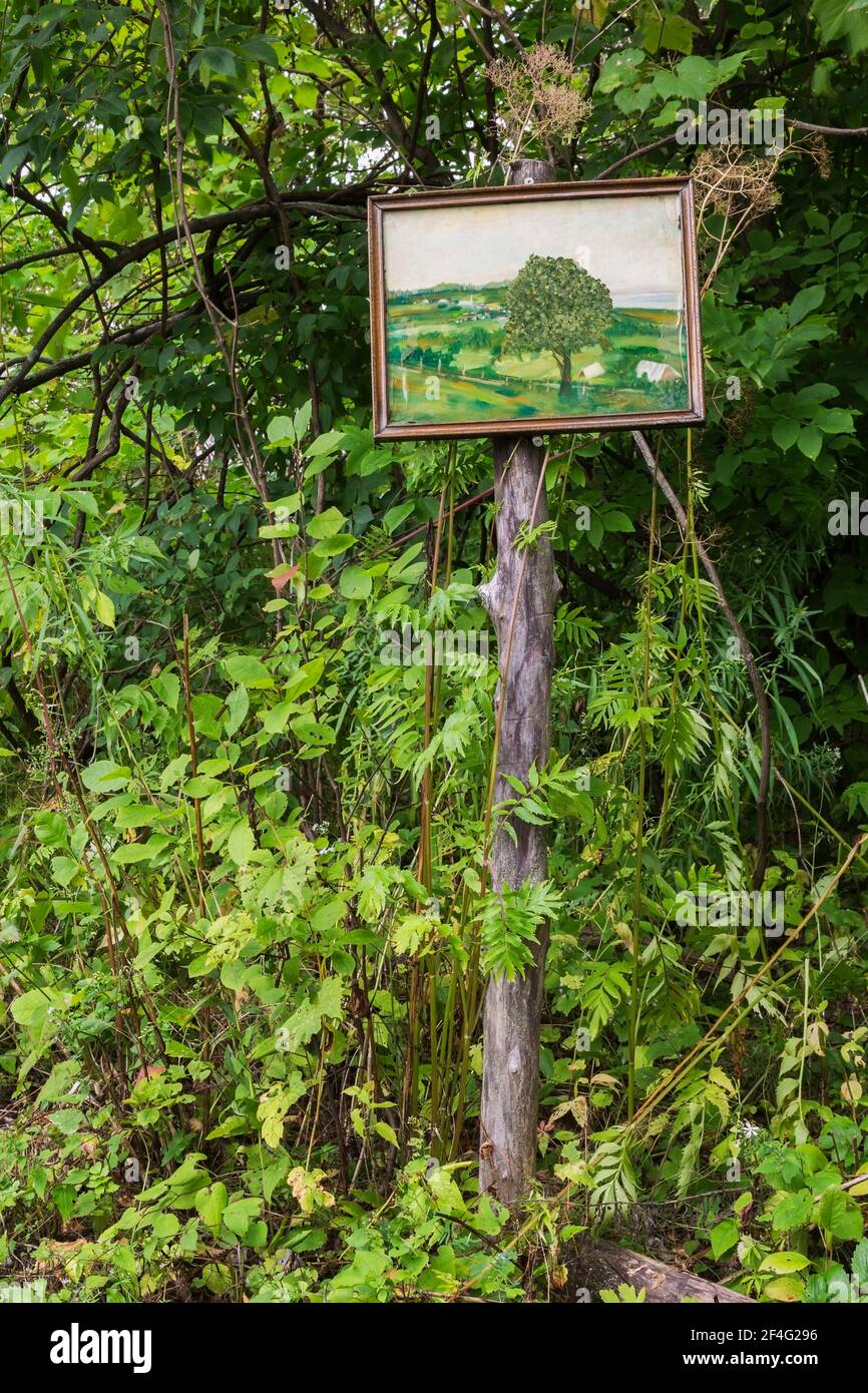 Yard artwork hi-res stock photography and images - Alamy