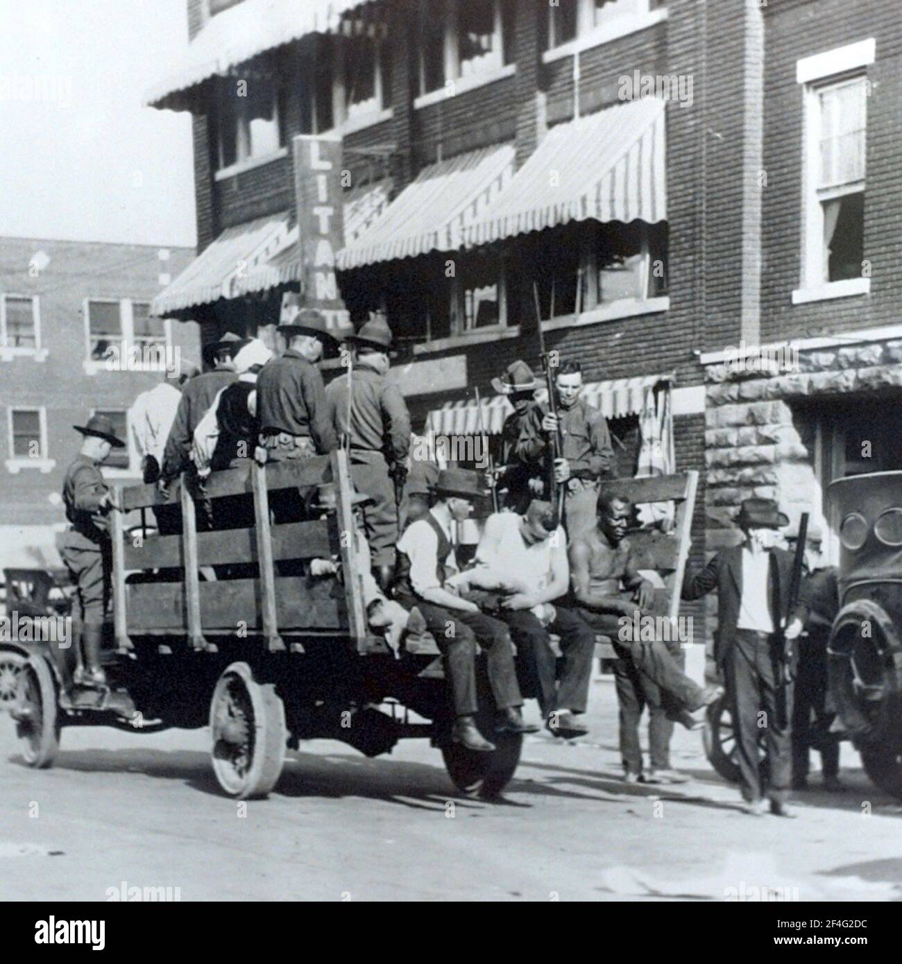 Scenes from the Tulsa Race Riots of 1921 Stock Photo - Alamy