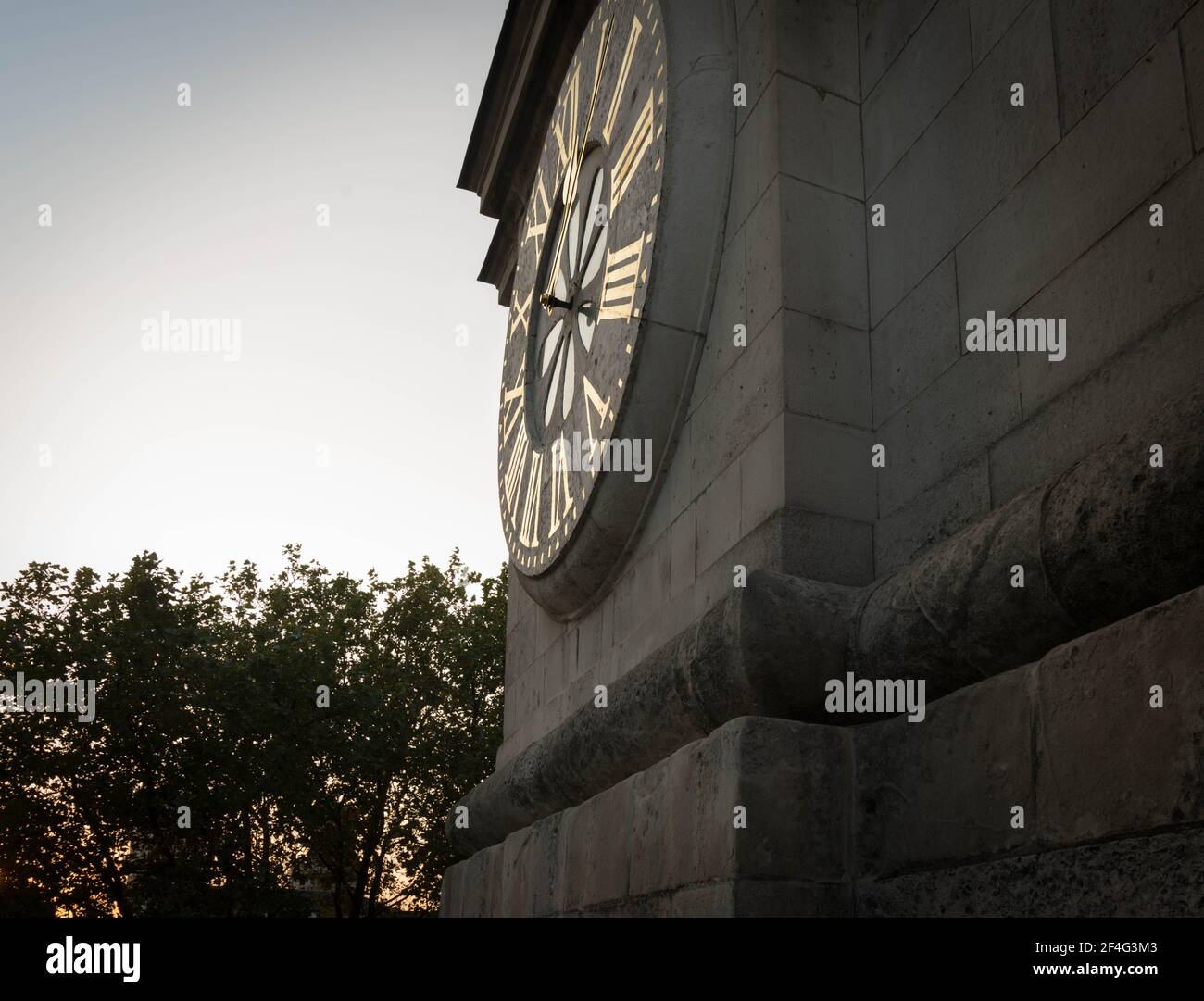 church clock face Stock Photo - Alamy