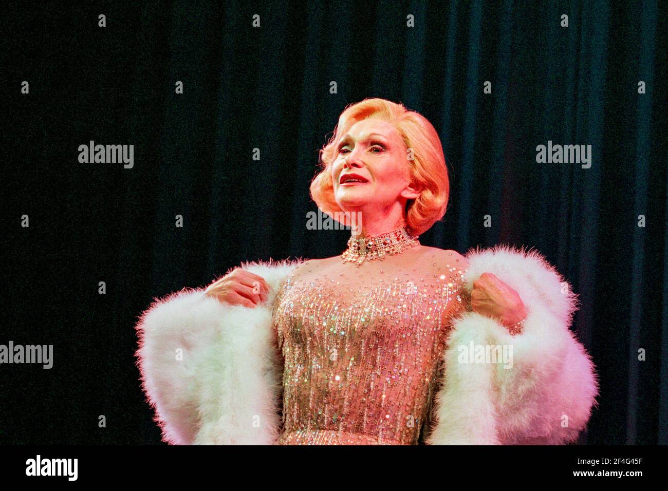 Vale end hi-res stock photography and images - Alamy